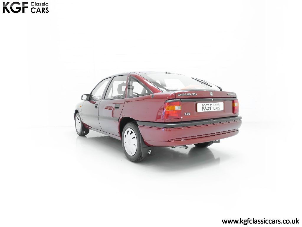 A Time Warp Vauxhall Cavalier Mk3 1.8i LS with One Owner and 5,991 ...