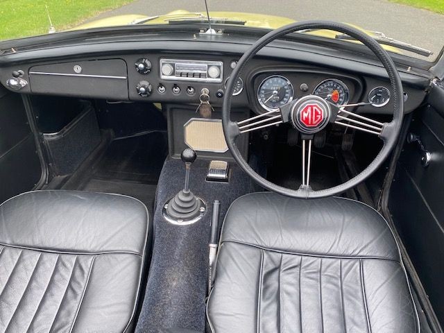 1968 MGC Roadster Manual O/D in Primrose Yellow For Sale | Classic Cars ...