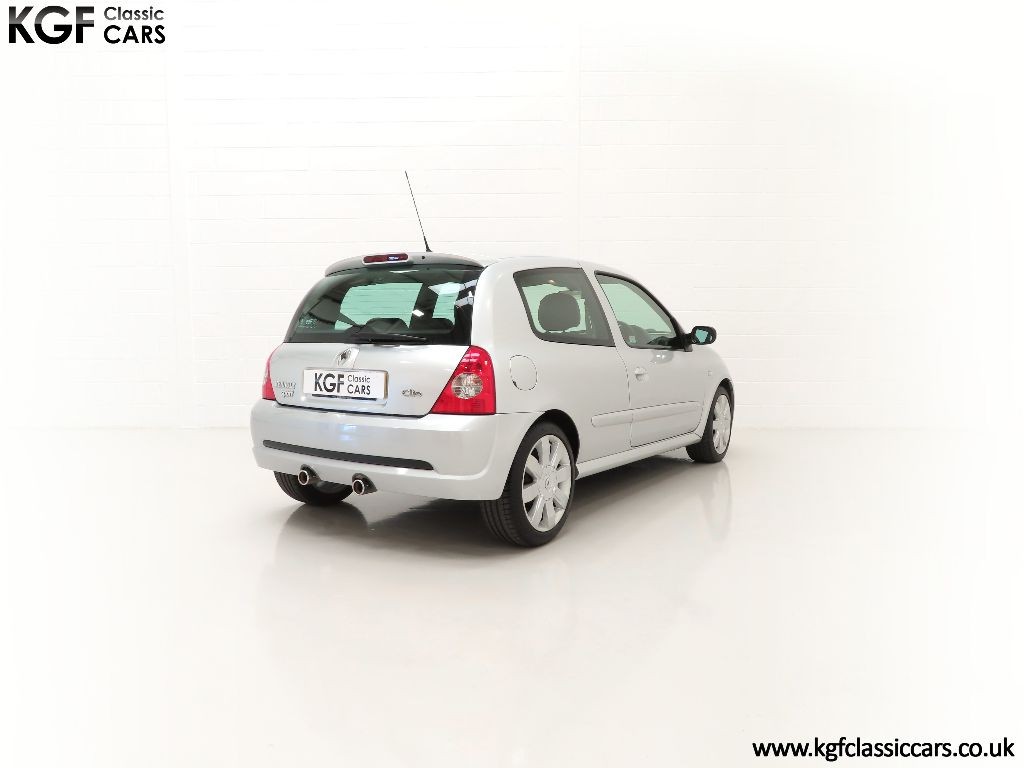 A Stonking Clio Renaultsport 182 with Cup Spoiler Pack and 32,003 Miles ...