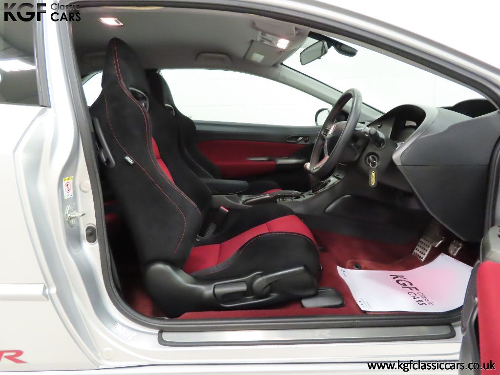A Huge Specification Honda Civic FN2 Type R GT with Just 38,352 Miles ...