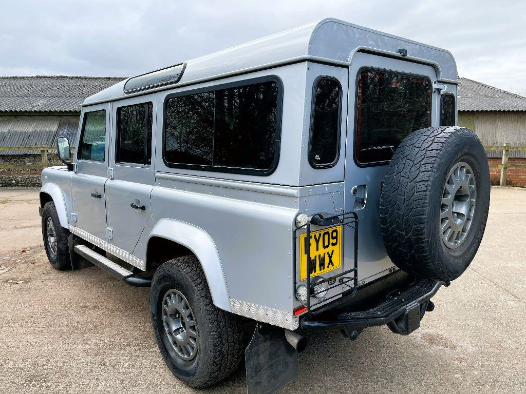superb 2009 Defender 110 TDCi XS station wagon 7 seater For Sale ...