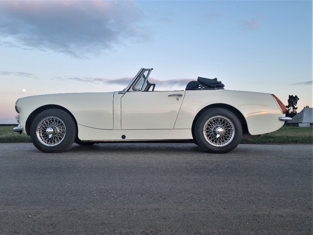 1973 MG Midget - Desirable Round Wheel Arch Model - Wire Wheels ...