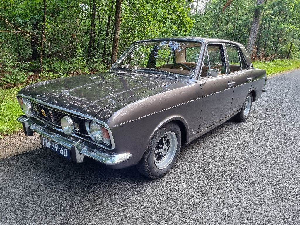 Ford Cortina 1600E For Sale | Classic Cars and Campers