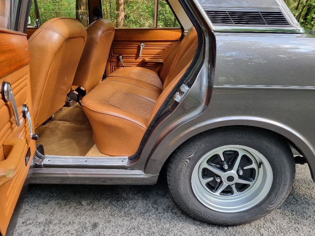 Ford Cortina 1600E For Sale | Classic Cars and Campers