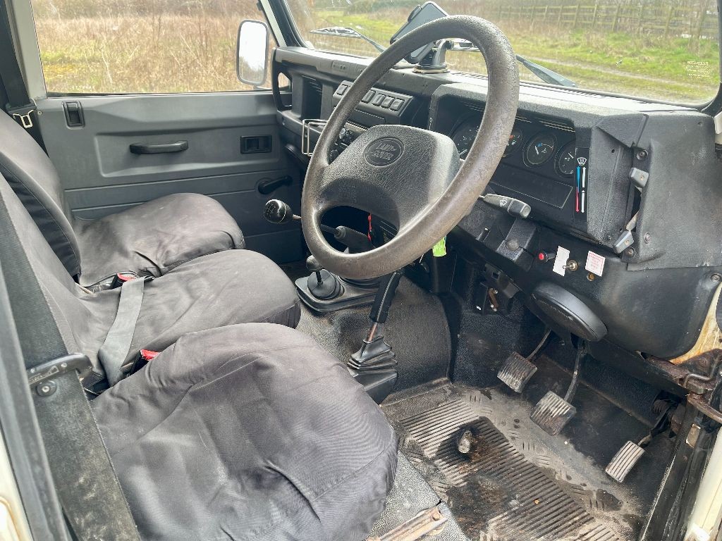 2002 Defender 130 TD5 Double Cab Dropside Tipper For Sale | Classic ...