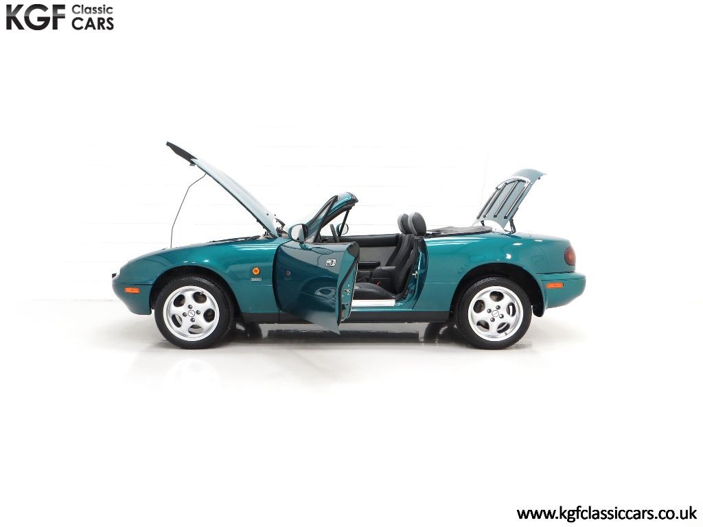 One of 400 an as New Final Edition Mk1 Mazda MX-5 Berkeley with 1,905 ...
