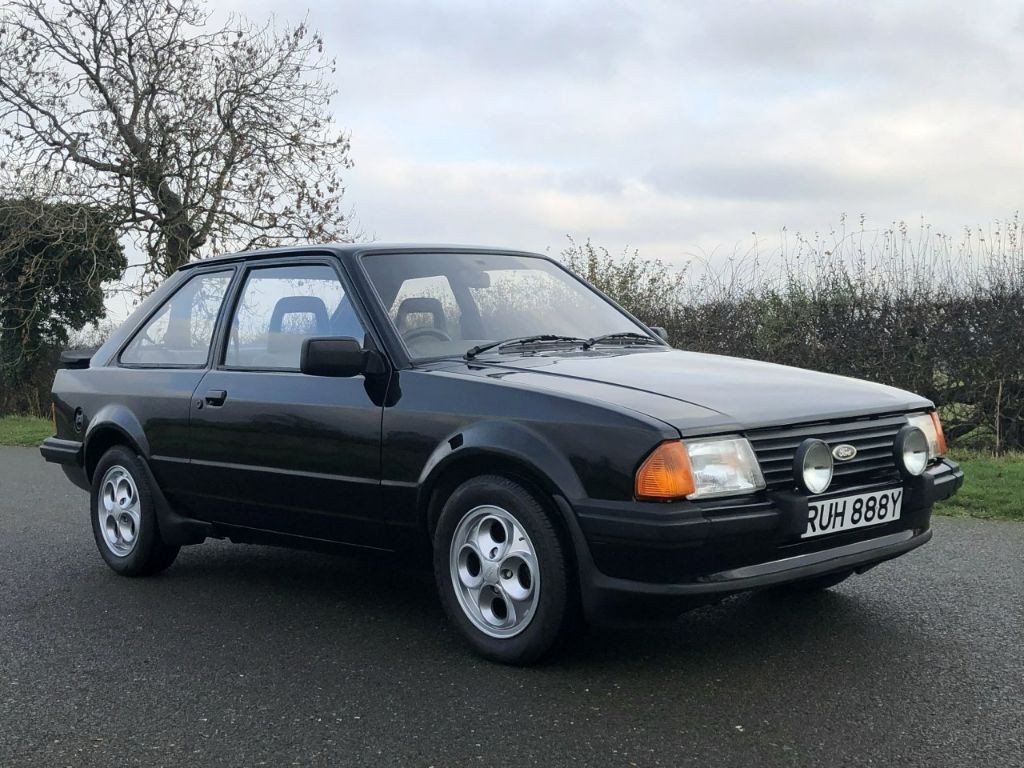 1982 Ford Escort MK III XR3 Injection For Sale | Classic Cars and Campers
